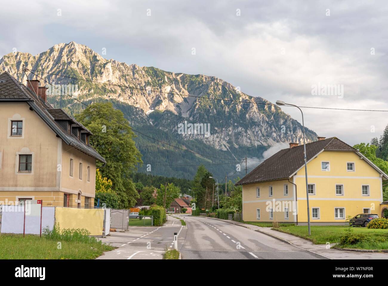 Town in the alps hi-res stock photography and images - Alamy