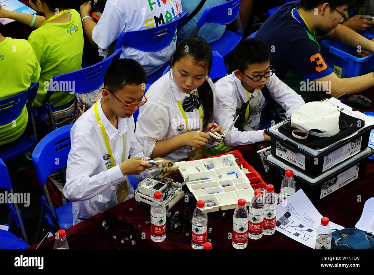 Teen Teen contestants take part in the national final of the RoboCom ...