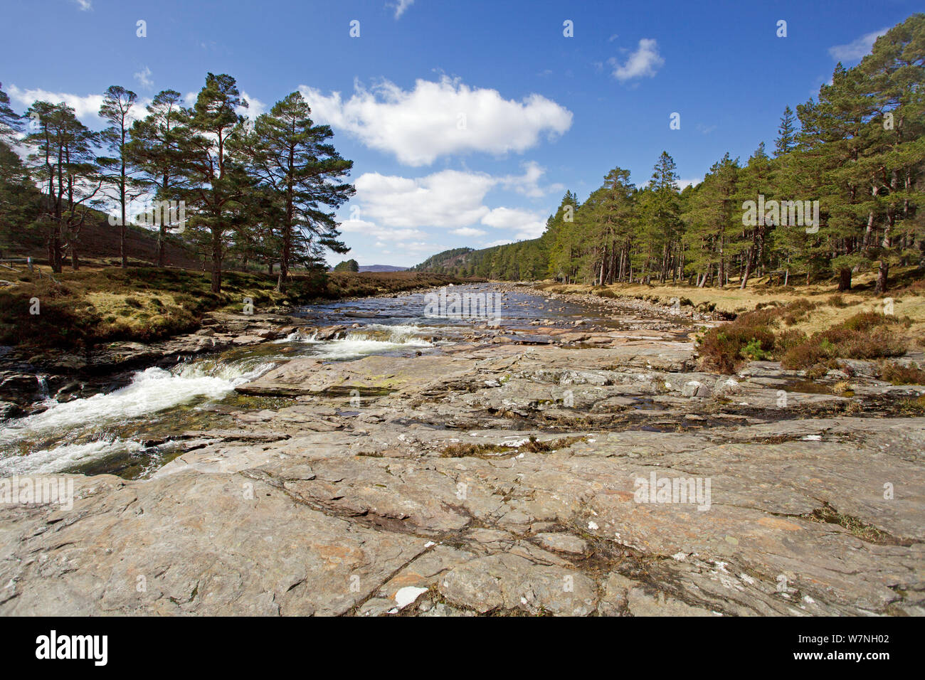 Scotland rivers hi-res stock photography and images - Alamy