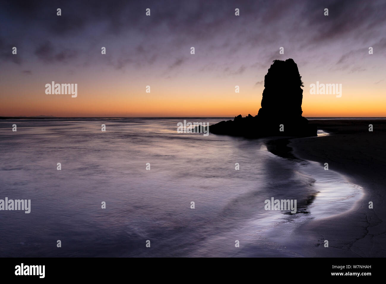 Sumner sunrise new zealand hi-res stock photography and images - Alamy