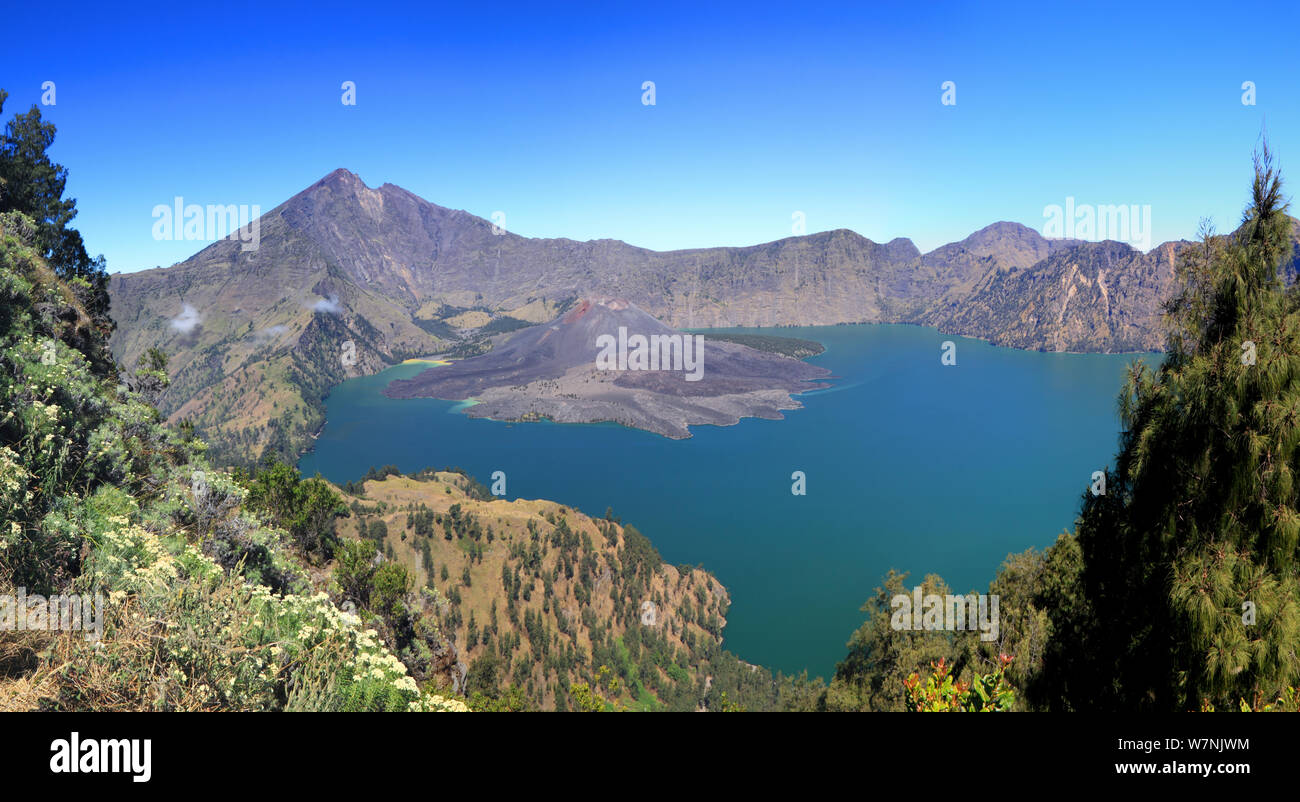 Panoramic view over the lake inside the crater of Rinjani, Lombok ...