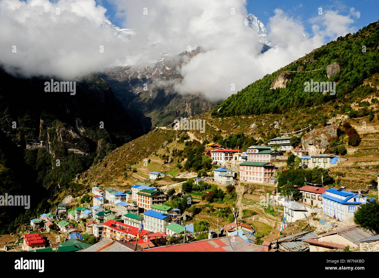 Himalaya settlement hi-res stock photography and images - Alamy
