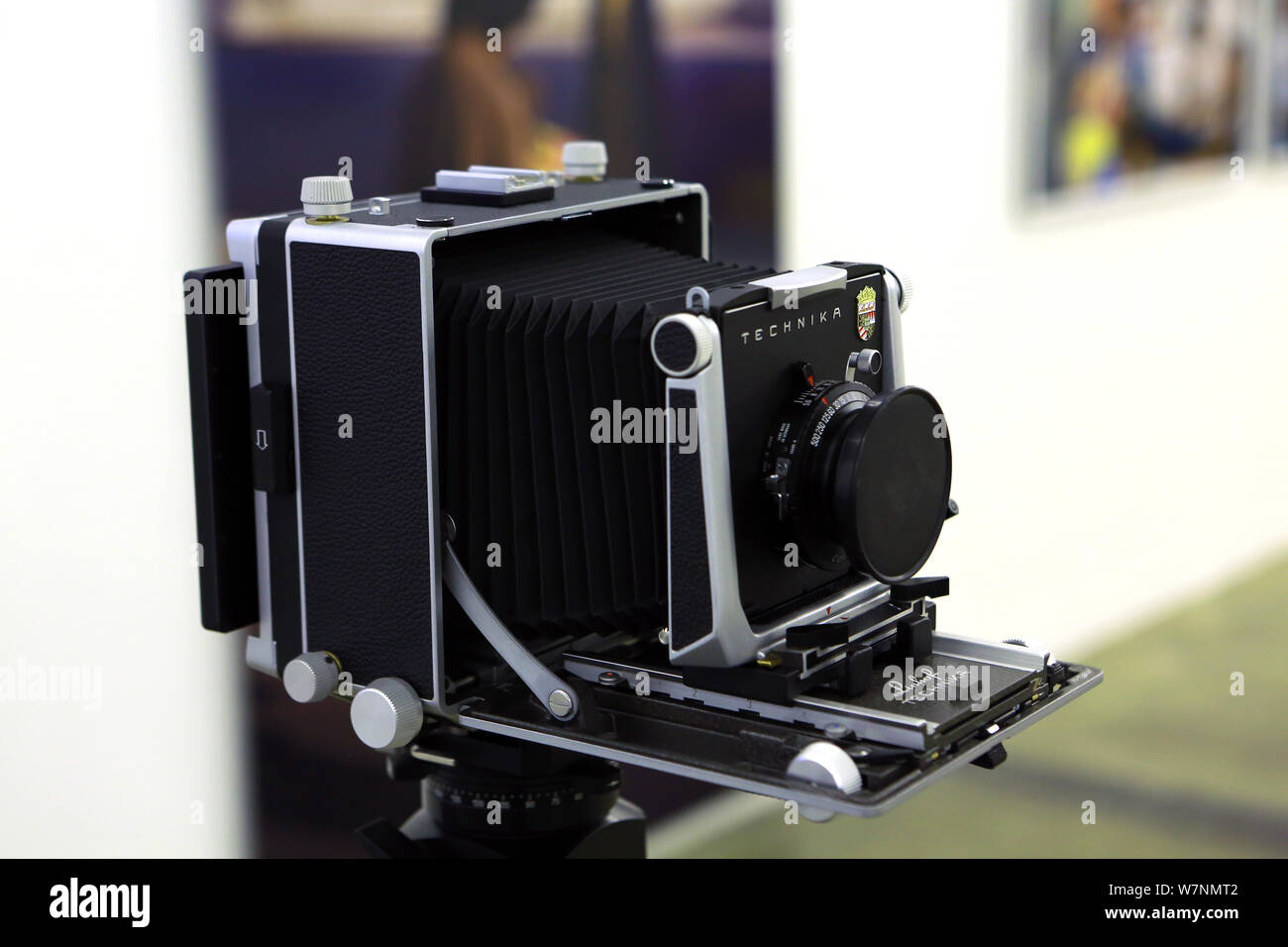 Large format camera hi-res stock photography and images - Alamy