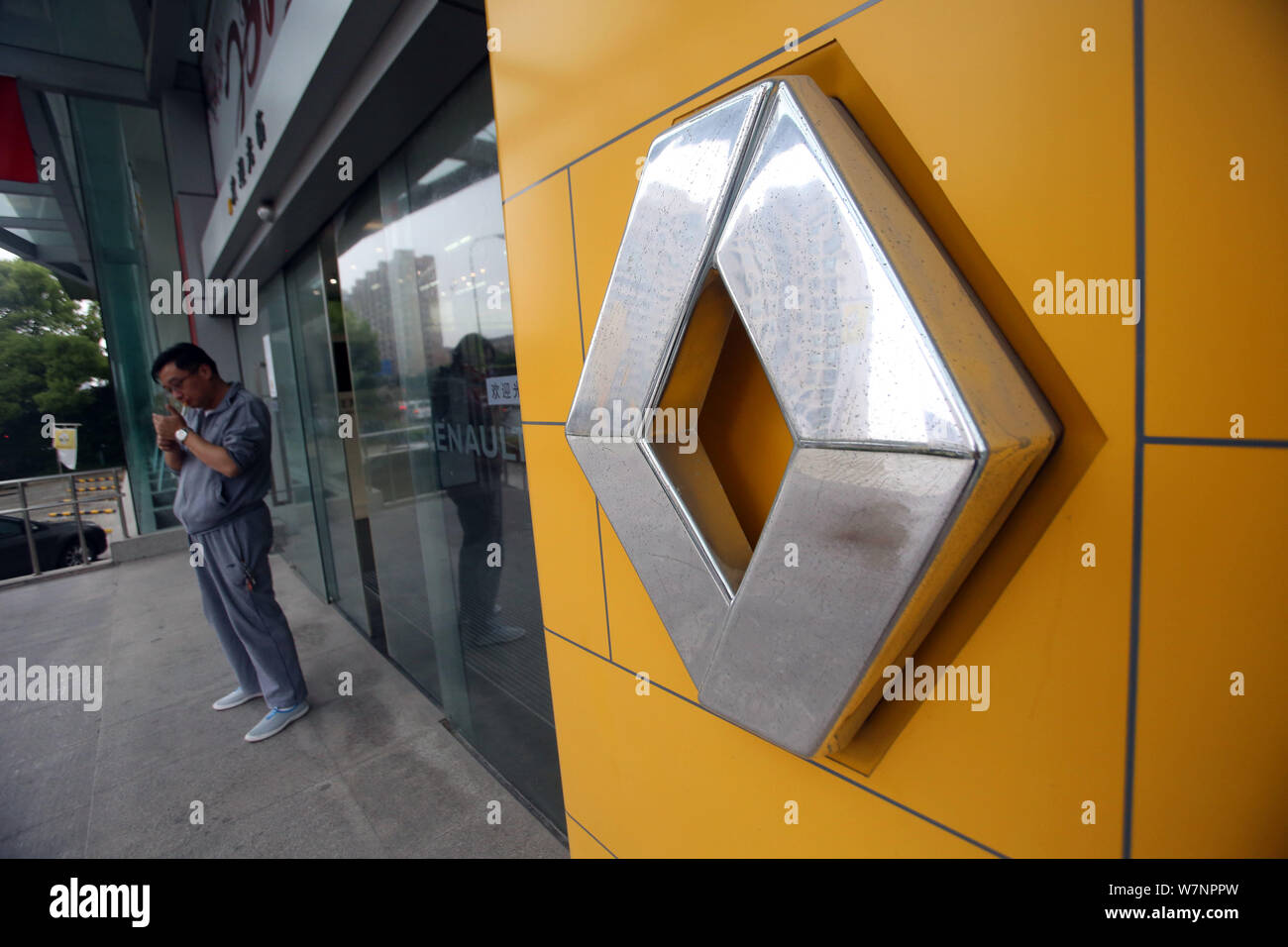 Renault group hi-res stock photography and images - Alamy