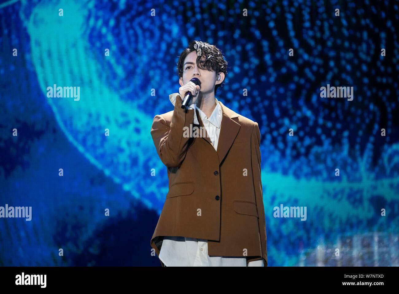 Taiwanese singer Yoga Lin performs during the Asian Music Gala 2017 in ...