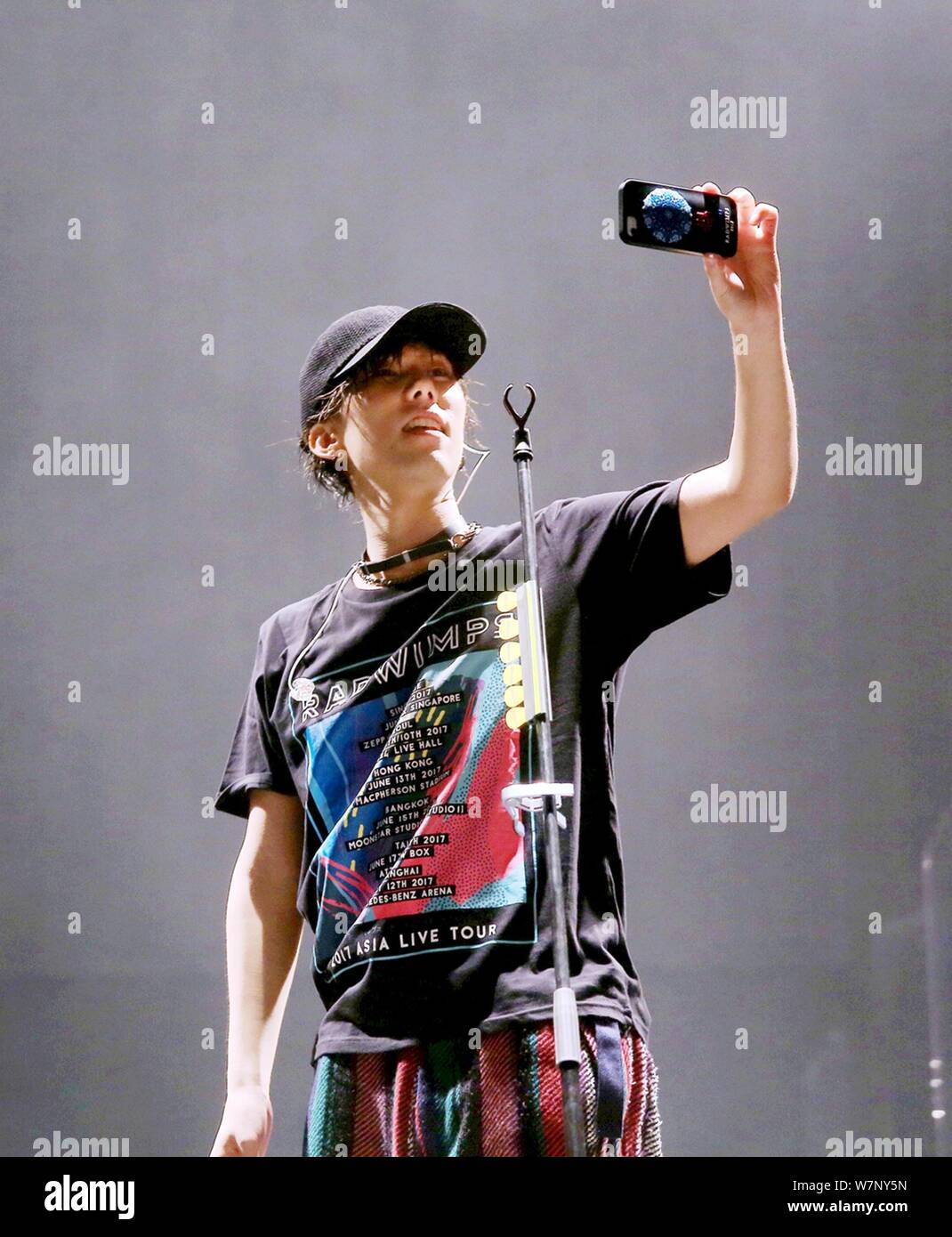 Radwimps hi-res stock photography and images - Alamy