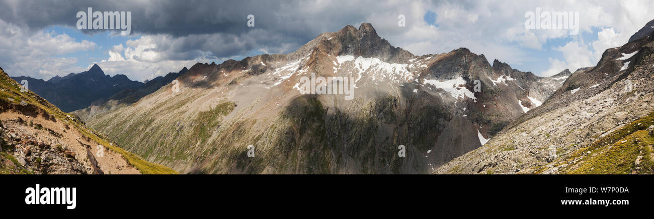 Lavina hi-res stock photography and images - Alamy