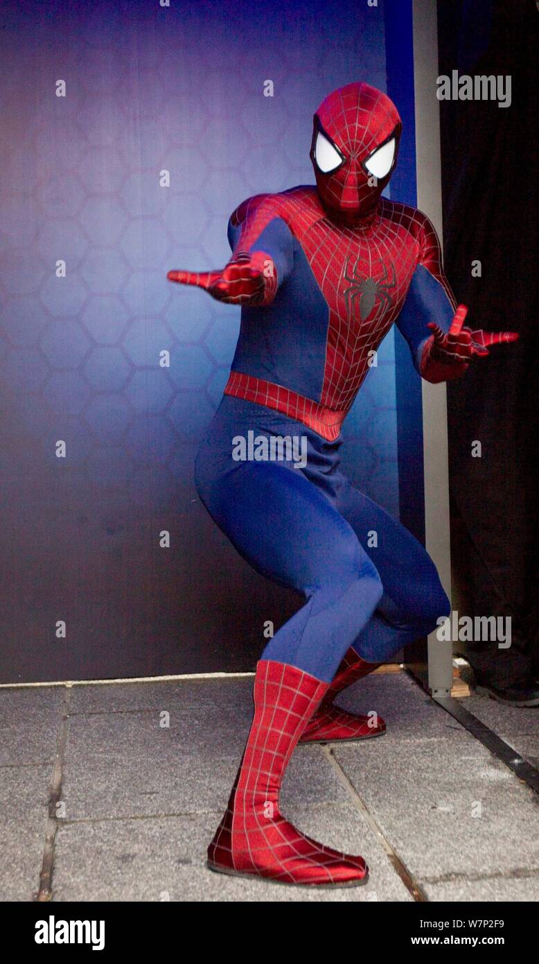 Spiderman poses hi-res stock photography and images - Alamy