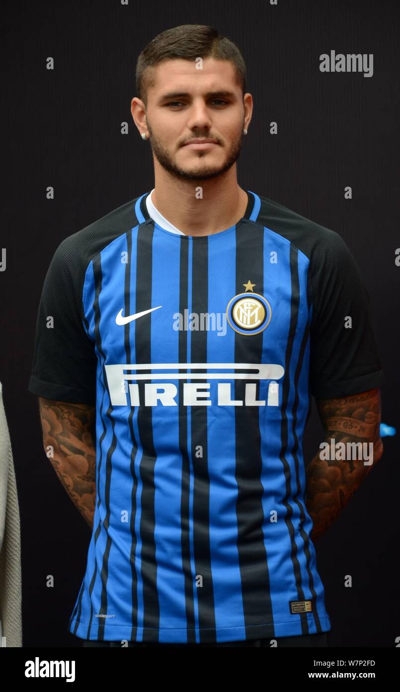 Mauro icardi of inter hi-res stock photography and images - Alamy