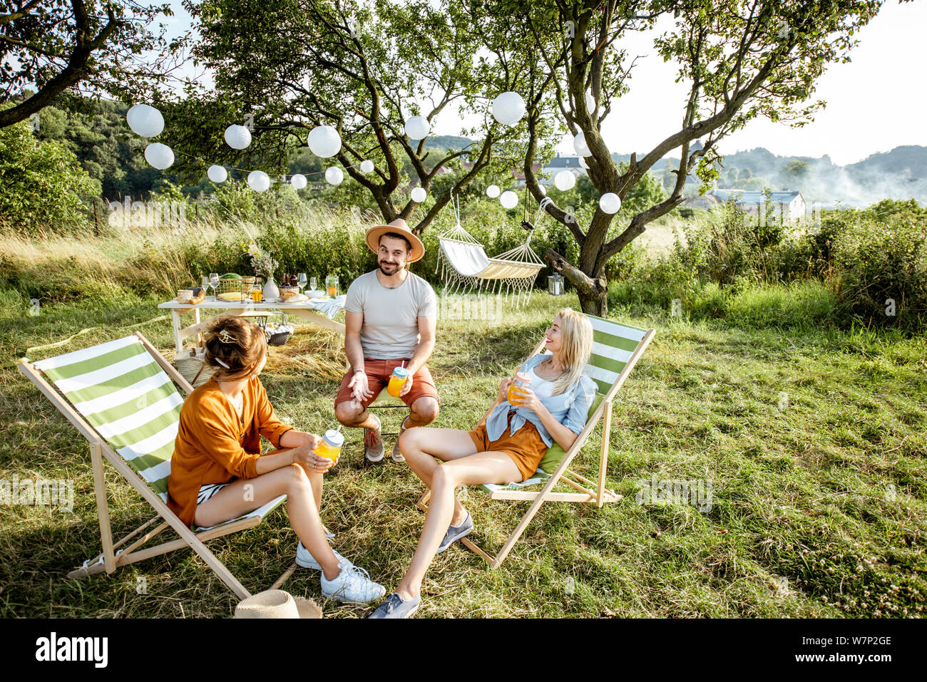 Drinking people sunbed hi-res stock photography and images - Alamy