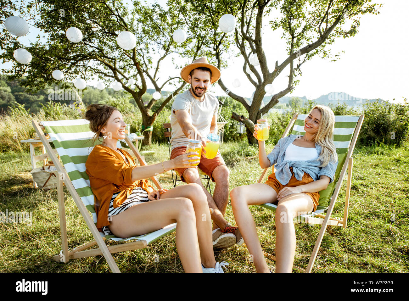Drinking people sunbed hi-res stock photography and images - Alamy