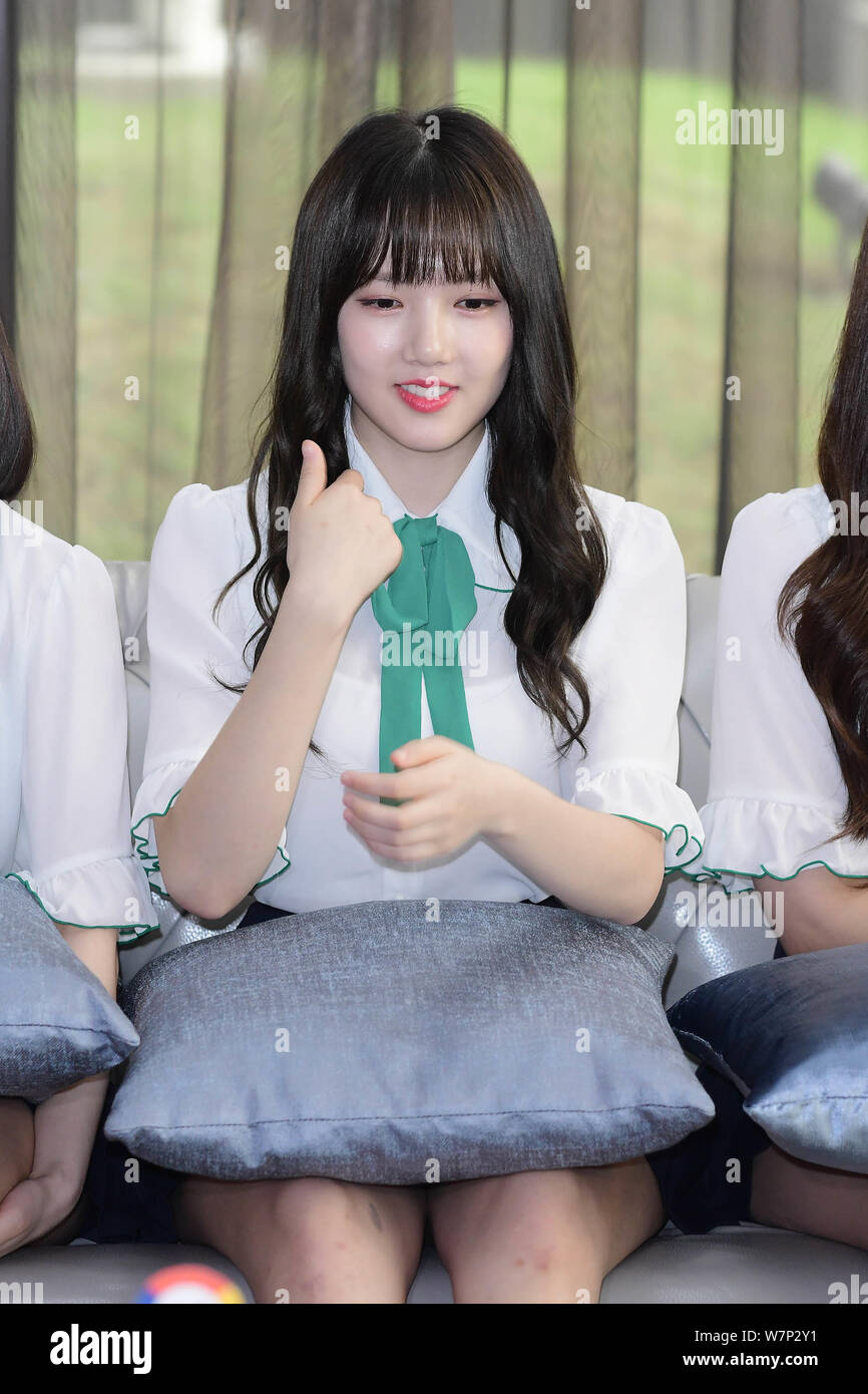 **TAIWAN OUT**Members of South Korean girl group GFriend attend a media event in Taipei, Taiwan ...