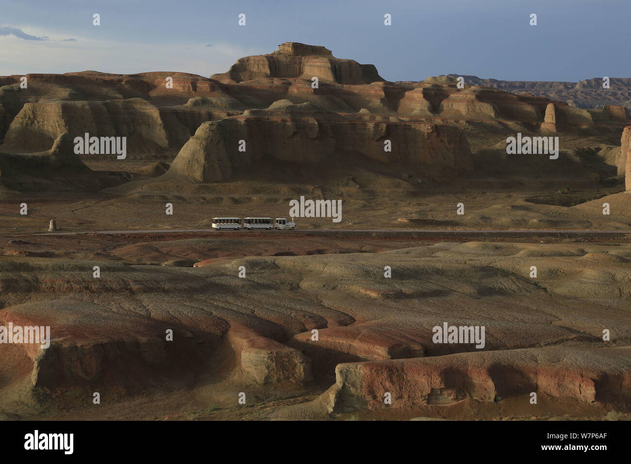 Scenery of the "ghost city" after rain in Urho District of Karamay City ...