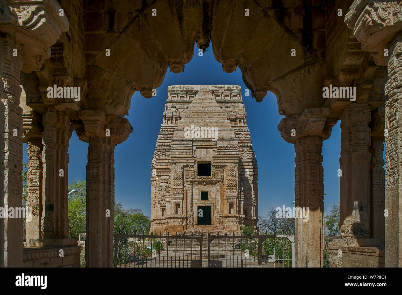 07 Mar 2007 Teli Ka Mandir, Rajput Temple, Gwalior, Madhya Pradesh ...
