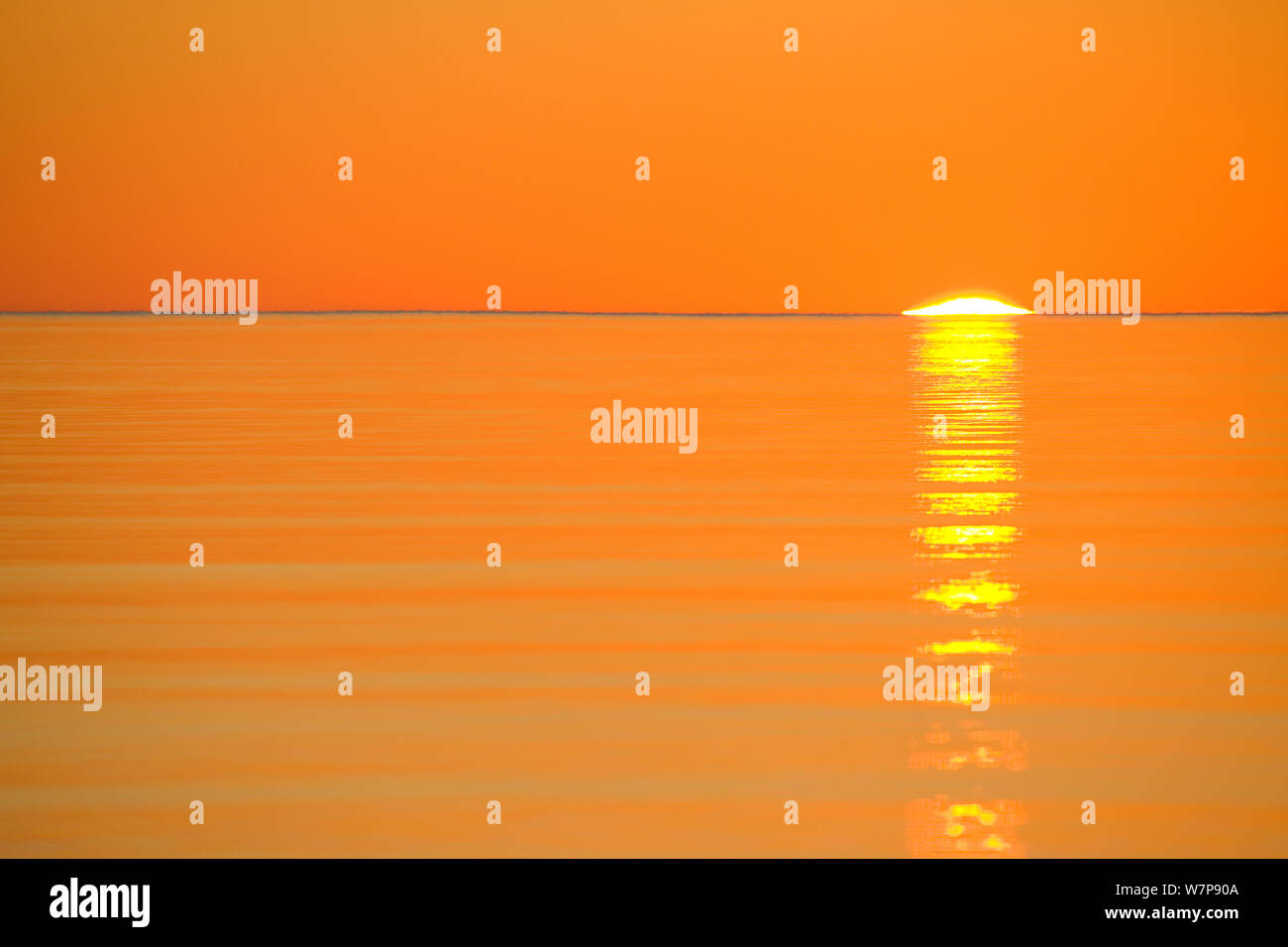 Sunrise over Lake Superior at Wisconsin Point near the town of Superior ...