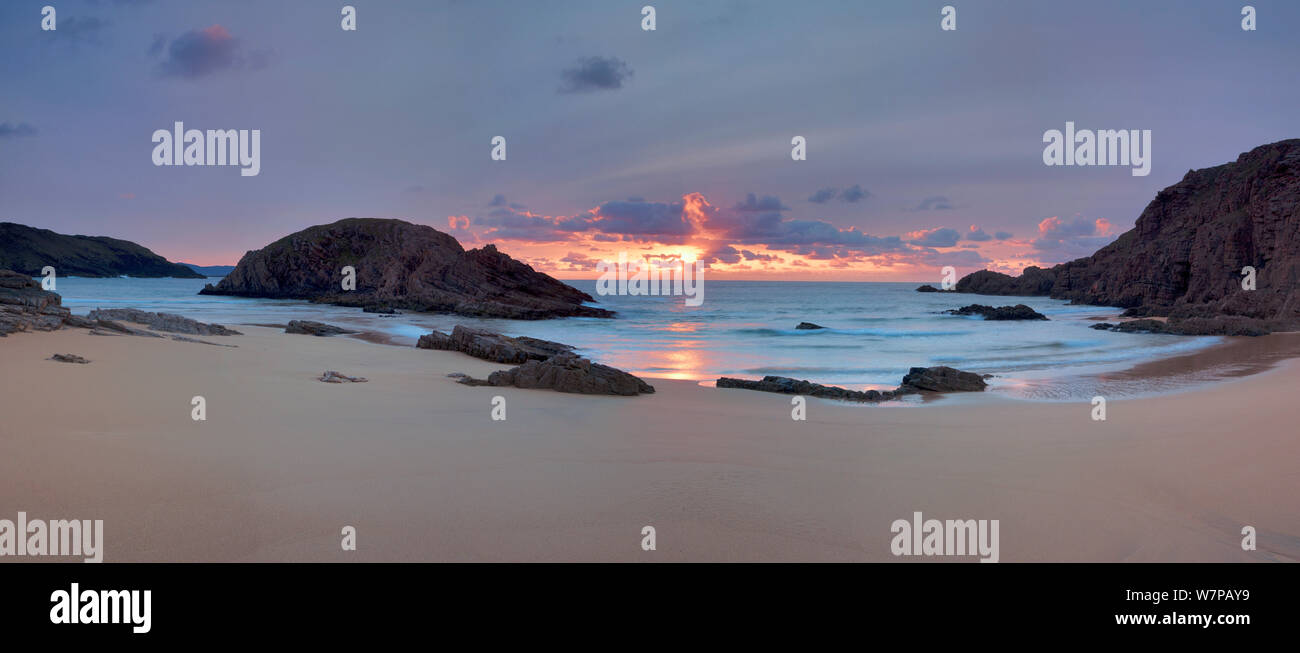 Boyeeghter Strand and Melmore Head at sunset, County Donegal, Ireland ...