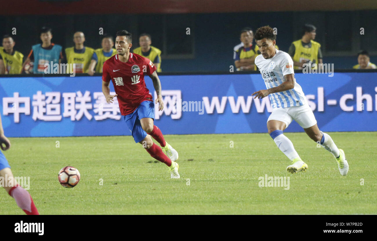 Player filipino hi-res stock photography and images - Alamy