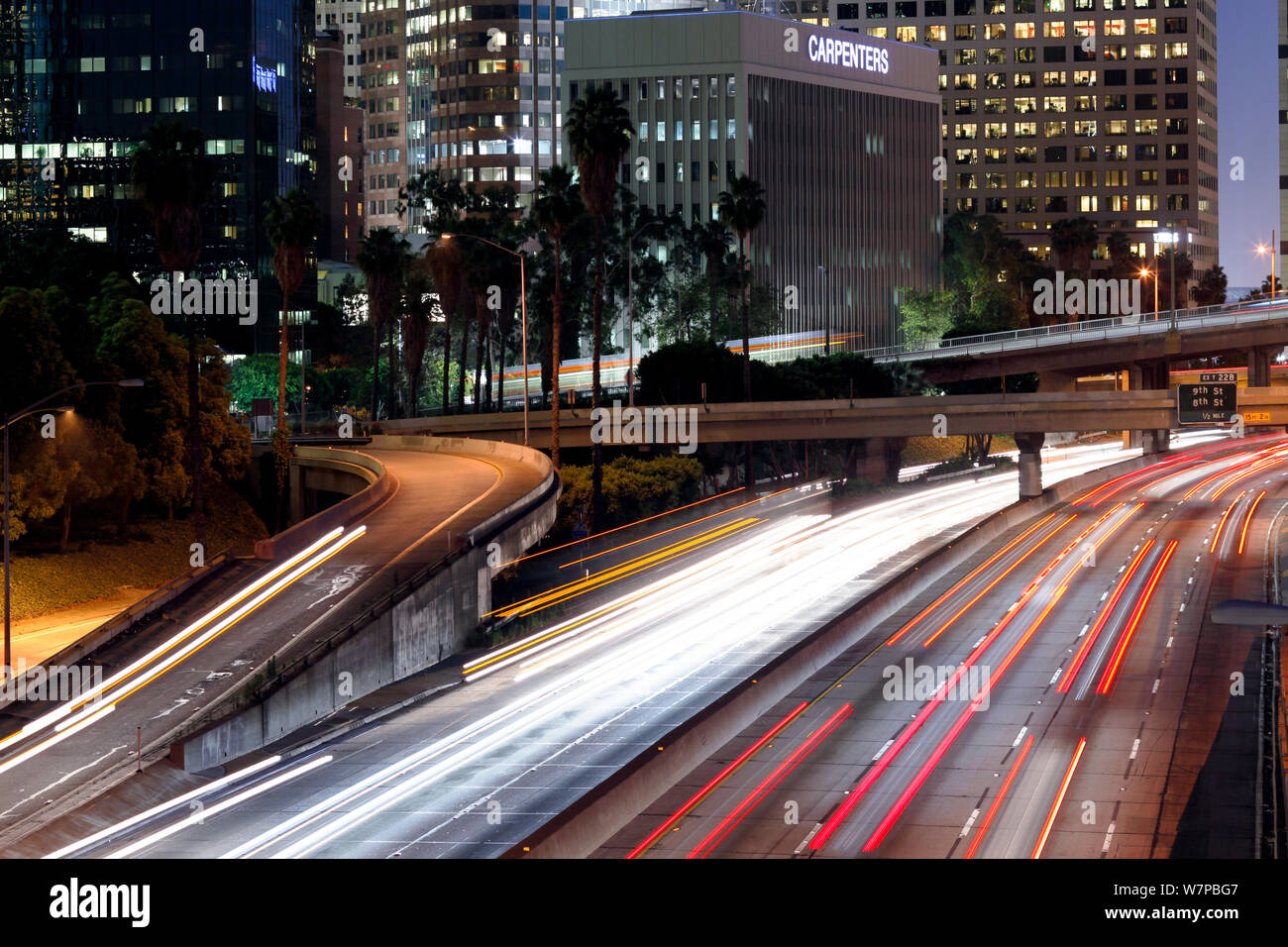 Usa highways buildings hi-res stock photography and images - Alamy