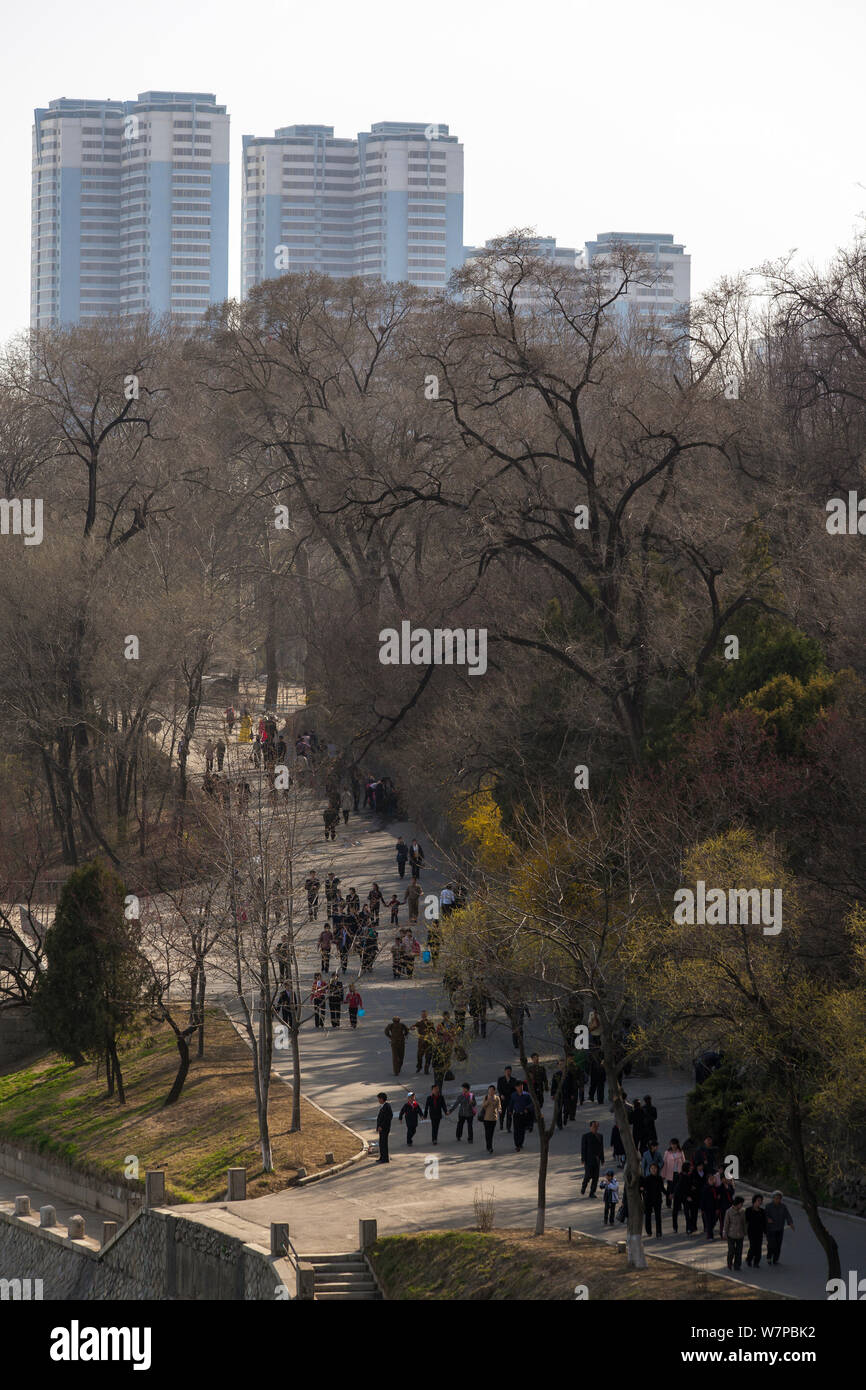 Dprk people hi-res stock photography and images - Alamy