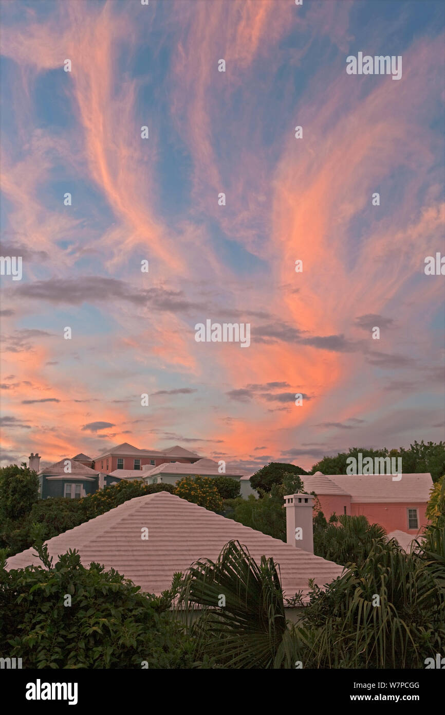 Traditional bermuda roofs hi-res stock photography and images - Alamy