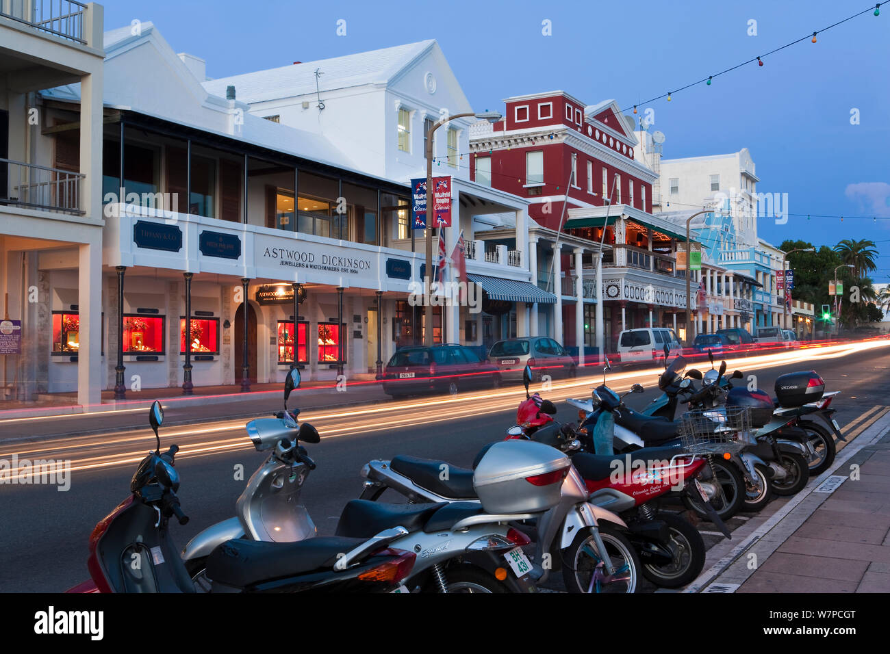 Bermuda hamilton front street shops hi-res stock photography and images ...