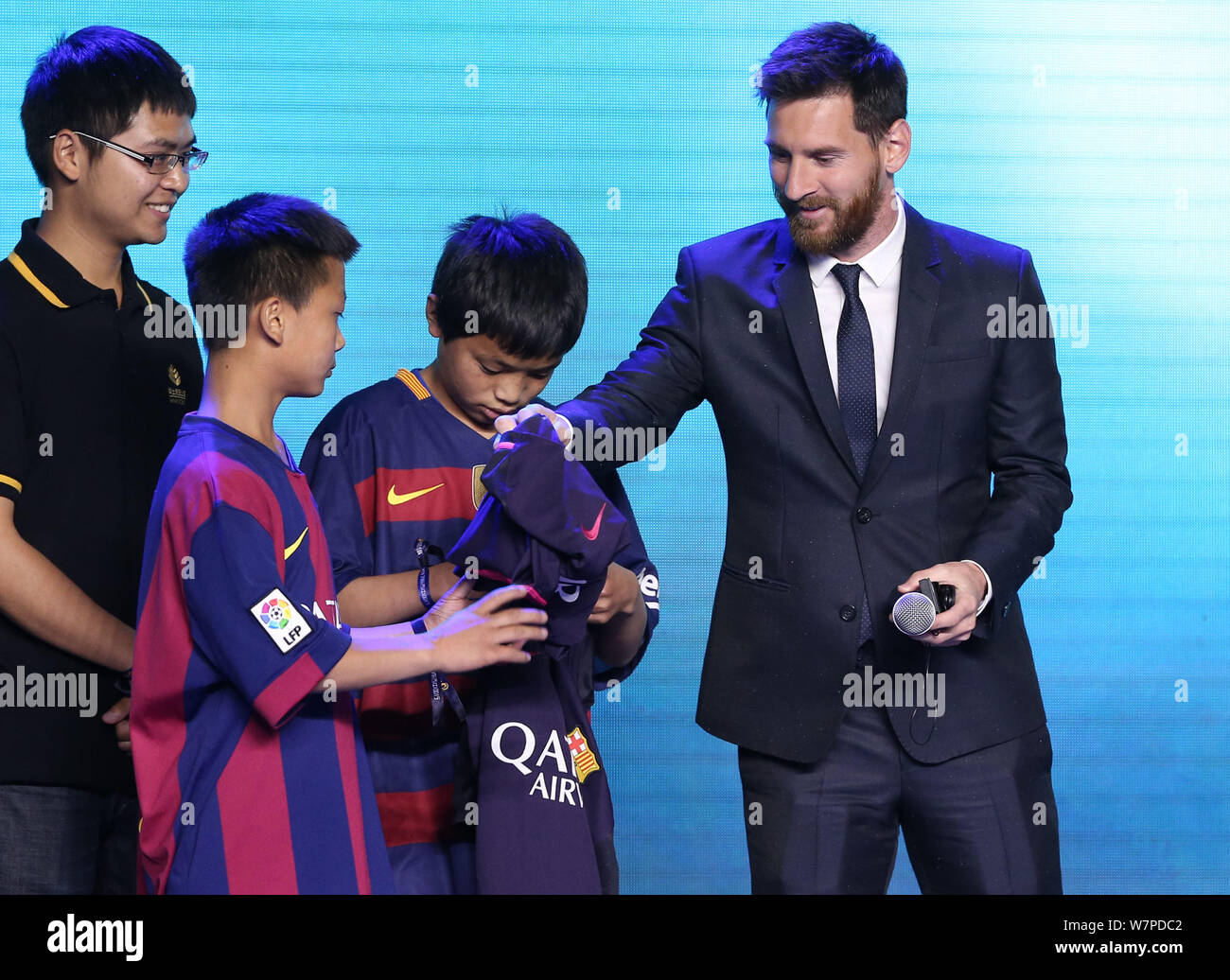 Lionel messi young hi-res stock photography and images - Alamy