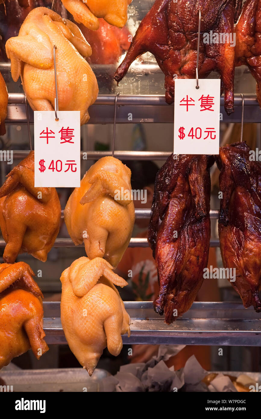 Typical shop selling cooked chicken hanging on display, Wan Chai, Hong ...