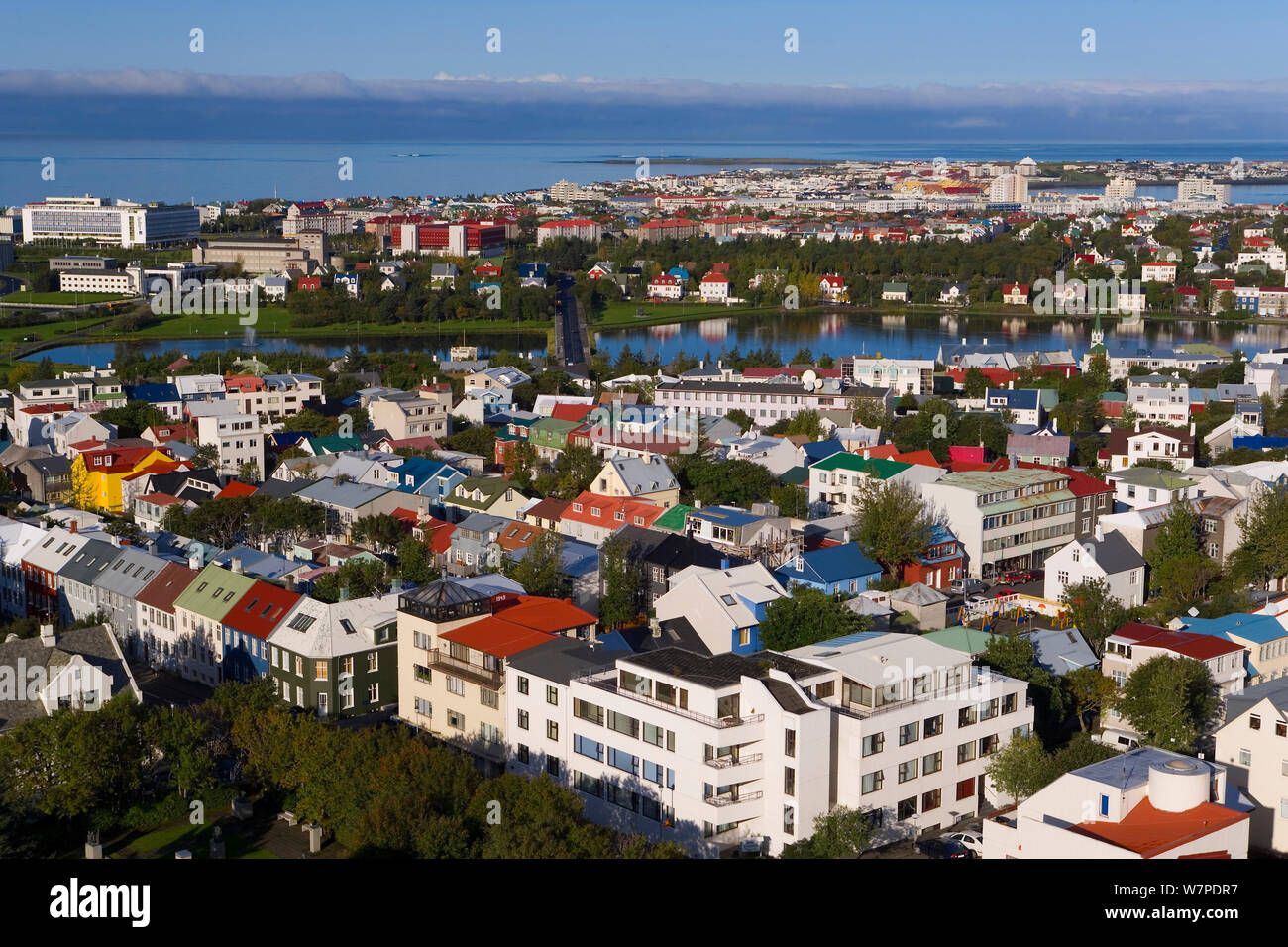 Low aerial view from Hallgrimskirkja of the colourful houses ...