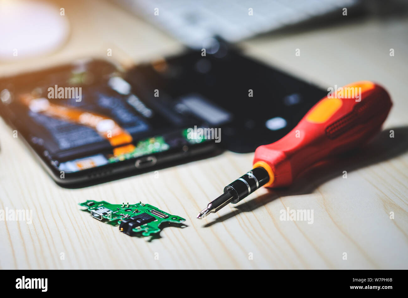 Mobile maintenance hi-res stock photography and images - Alamy