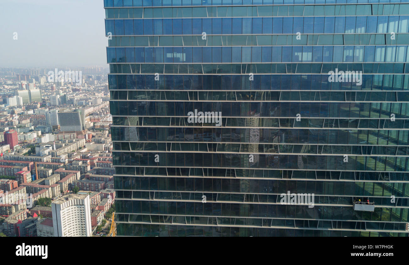 Heng long plaza hi-res stock photography and images - Alamy