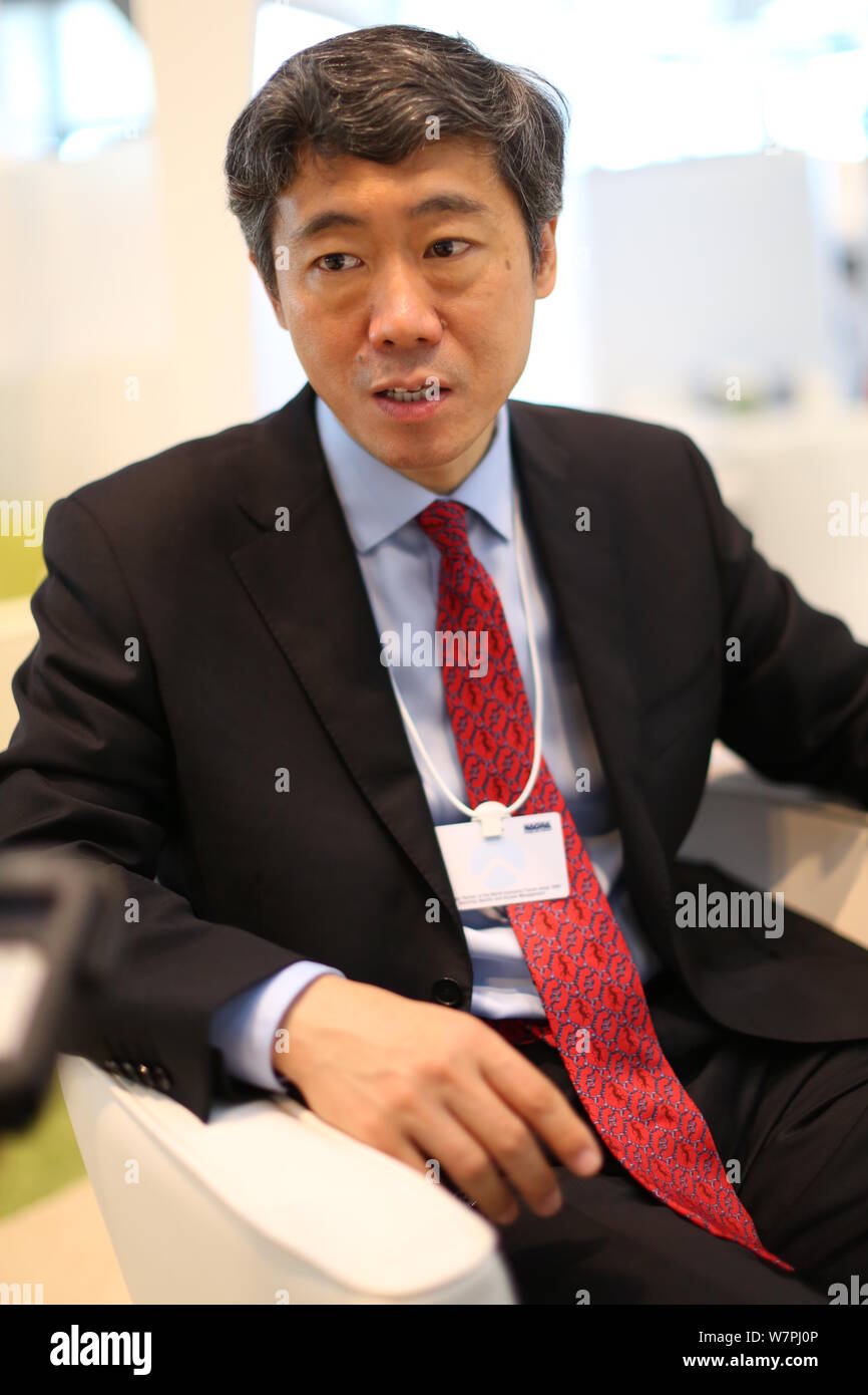 New tsinghua school hi-res stock photography and images - Alamy