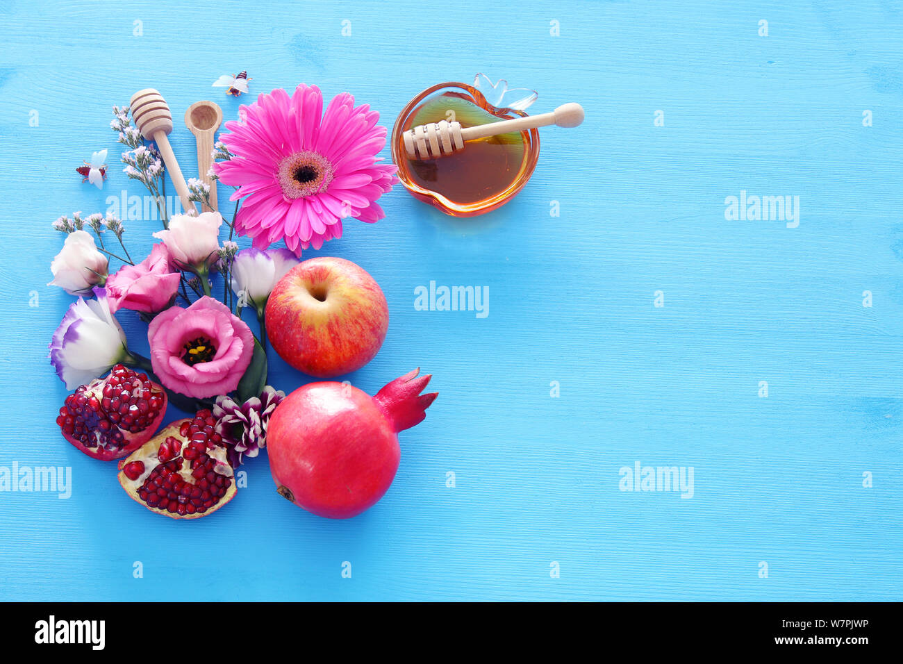 religion image of Rosh hashanah (jewish New Year holiday) concept. Traditional symbols over ...