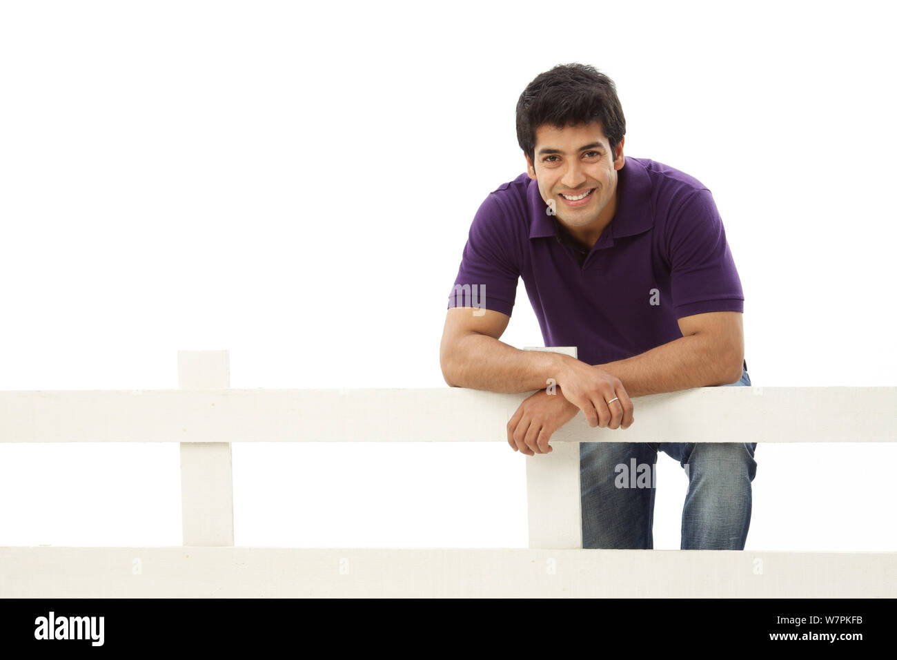 Leaning smiling cut out hi-res stock photography and images - Alamy