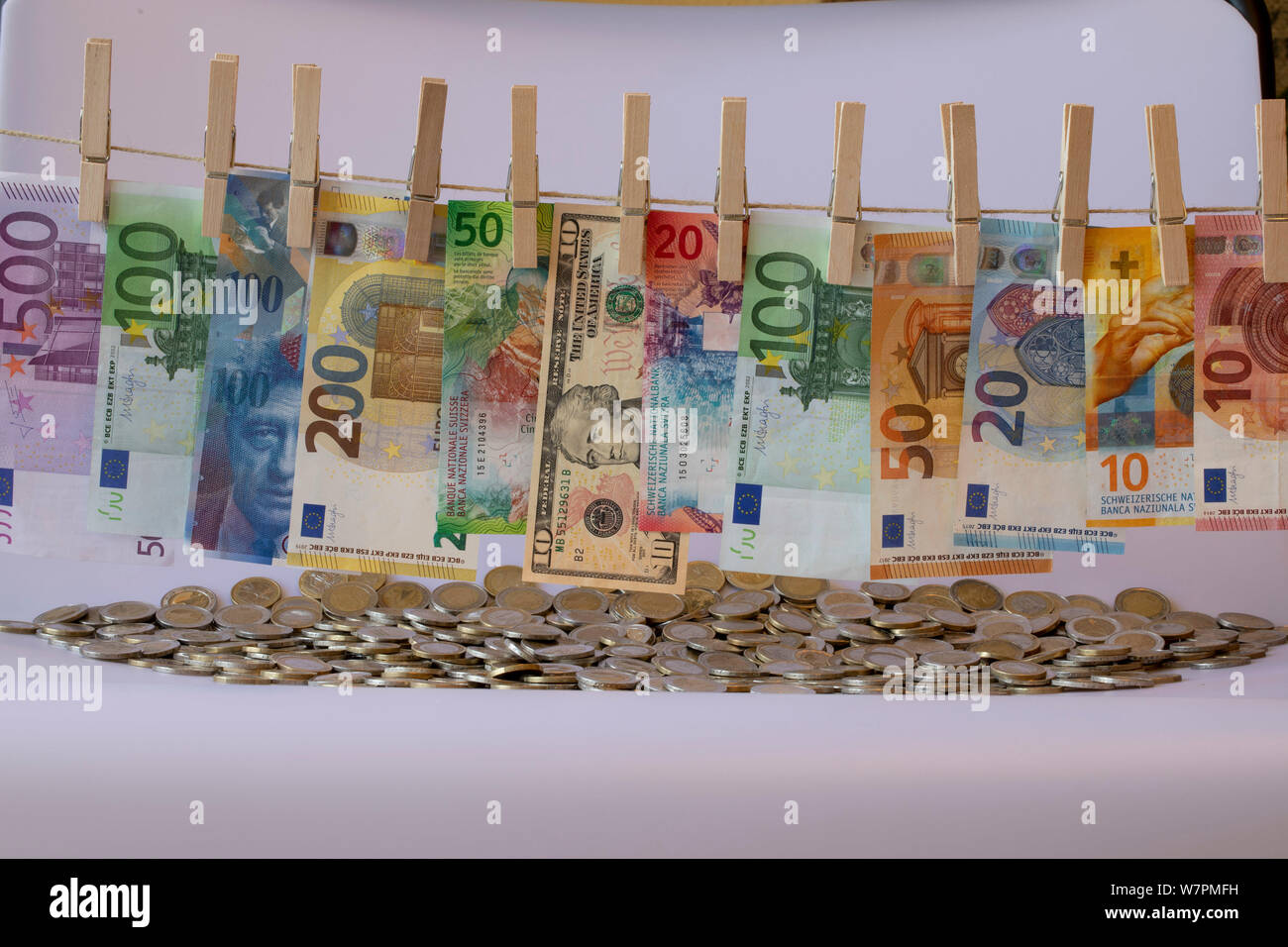 Cologne, Deutschland. 05th Aug, 2019. EURO, Swiss Franc and Dollar ...