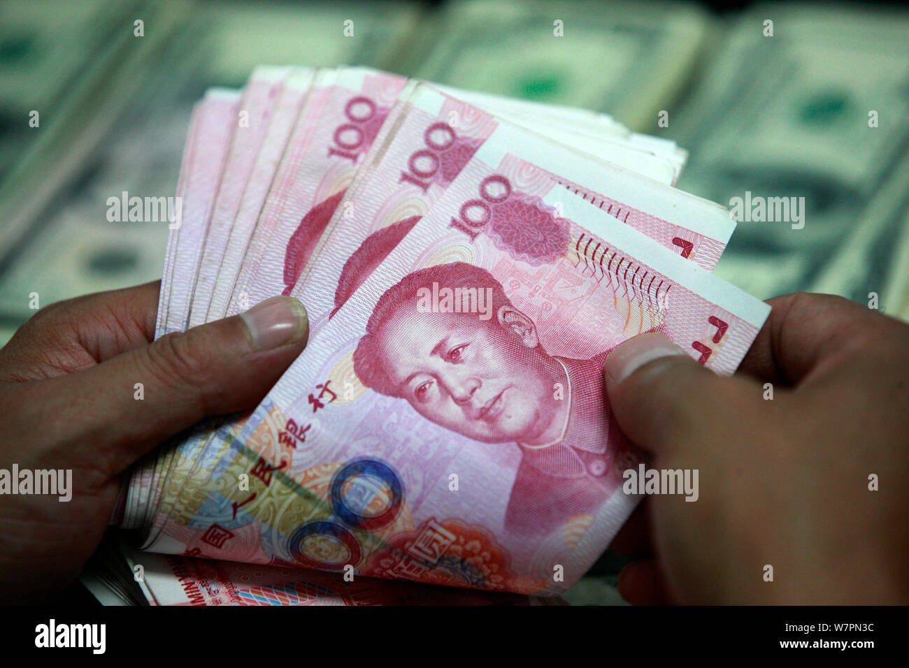 6 dollar hi-res stock photography and images - Alamy