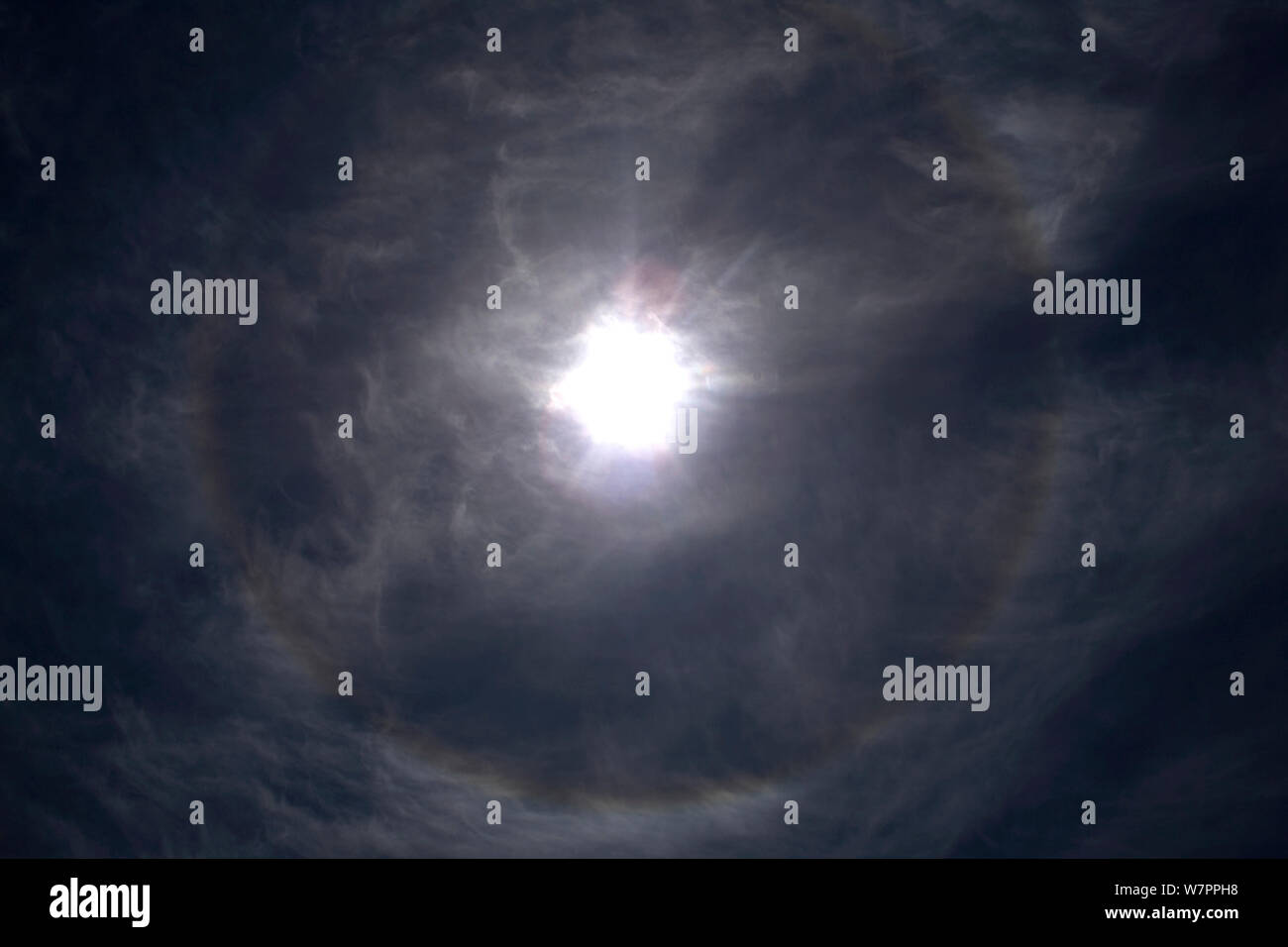 Halo sign hi-res stock photography and images - Alamy