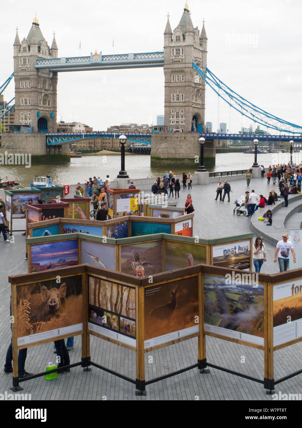 Open air exhibition hi-res stock photography and images - Alamy