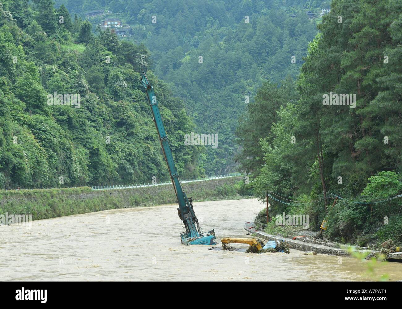 Autonomous excavator hi-res stock photography and images - Alamy