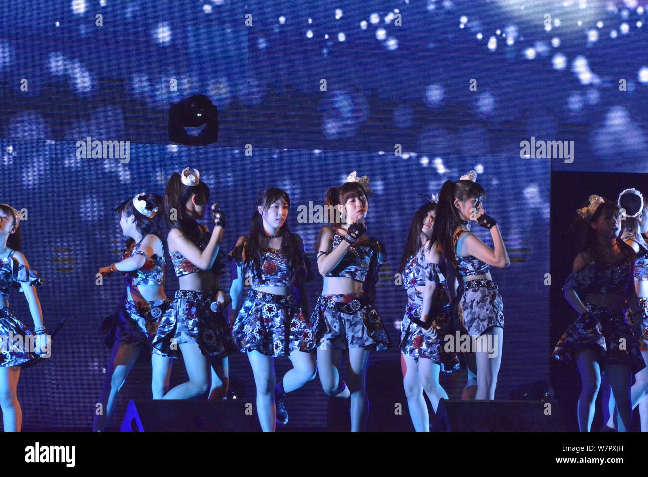 Morning musume hi-res stock photography and images - Alamy