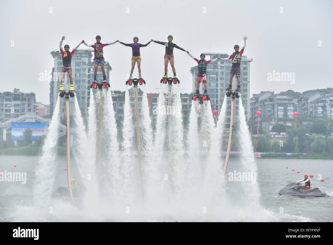 Wave water acrobatics hi-res stock photography and images - Alamy