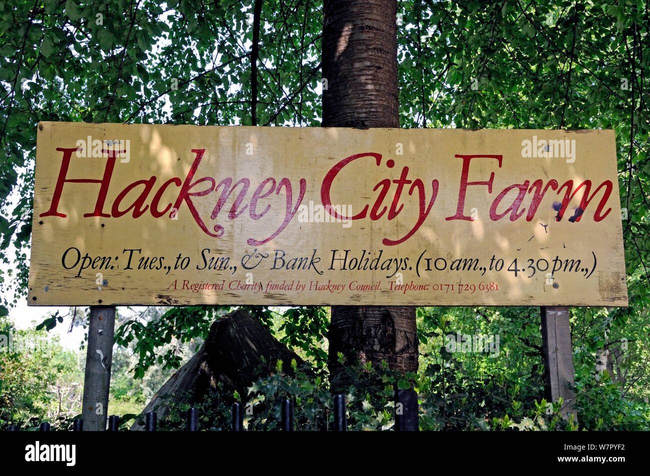 Hackney City Farm Sign London, England, UK Stock Photo - Alamy