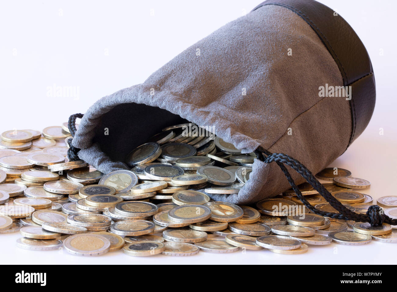 Cologne, Deutschland. 05th Aug, 2019. EURO coins in a money bag | usage ...