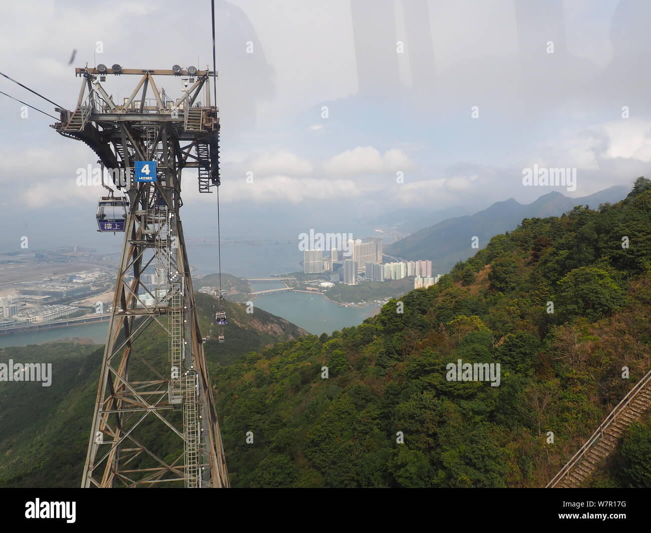 Ngong ping cable car, Hong Kong Stock Photo - Alamy
