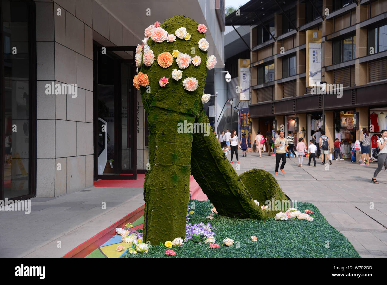 A 3.2-meter-long and 0.5-meter-wide art installation in the shape of a ...