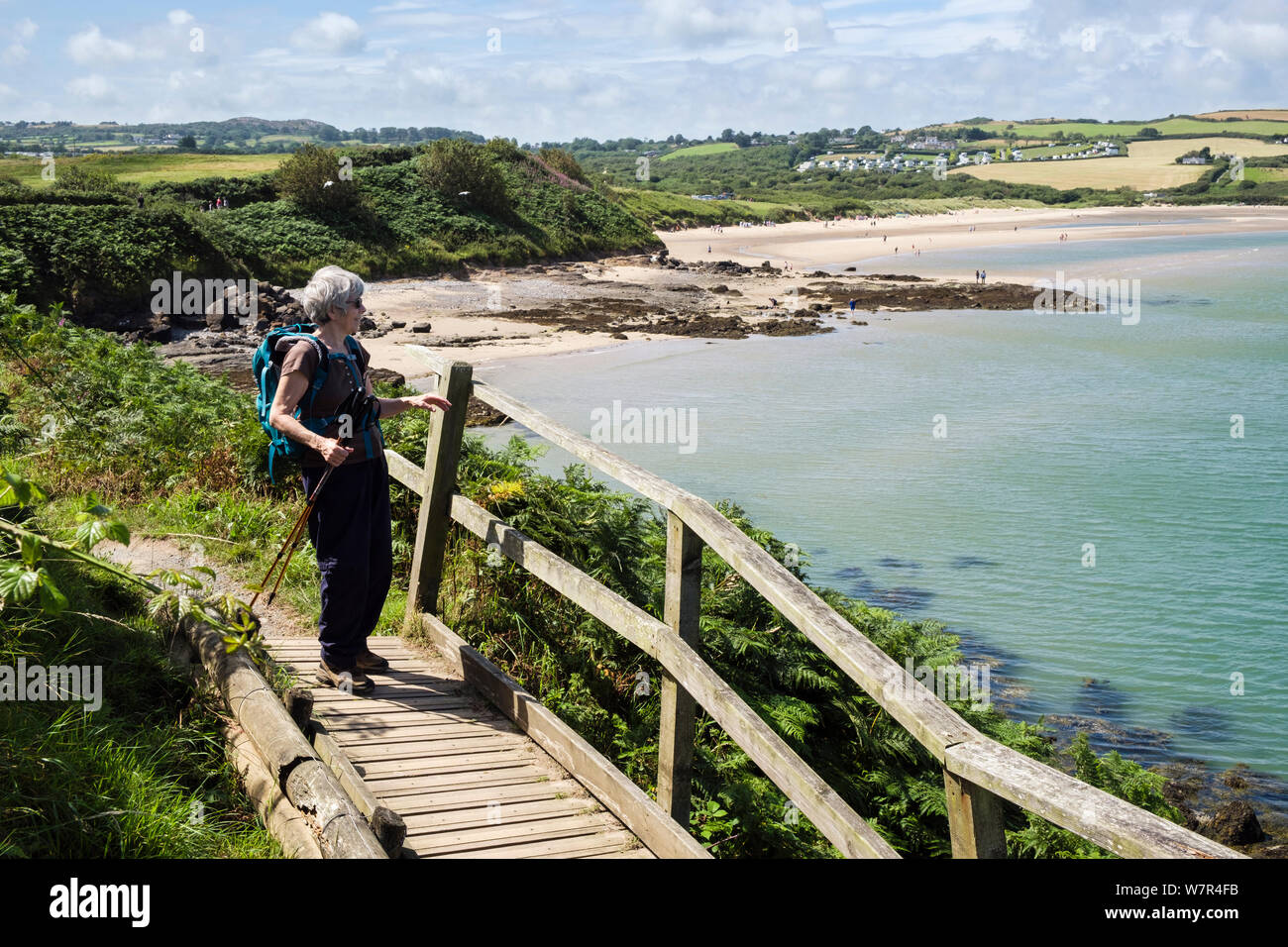 Women walking on boardwalk hi-res stock photography and images - Alamy