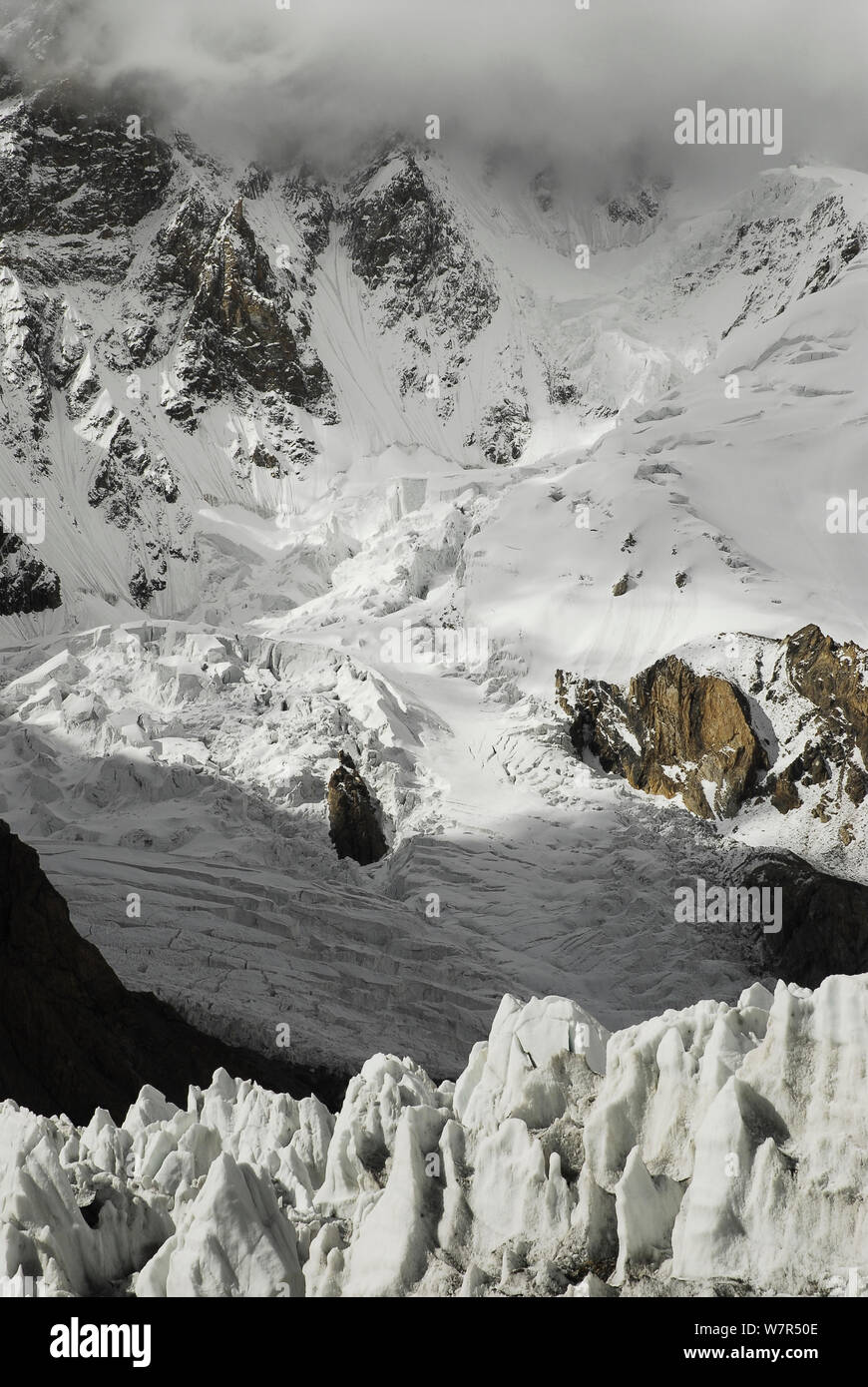 Godwin austen glacier hi-res stock photography and images - Alamy