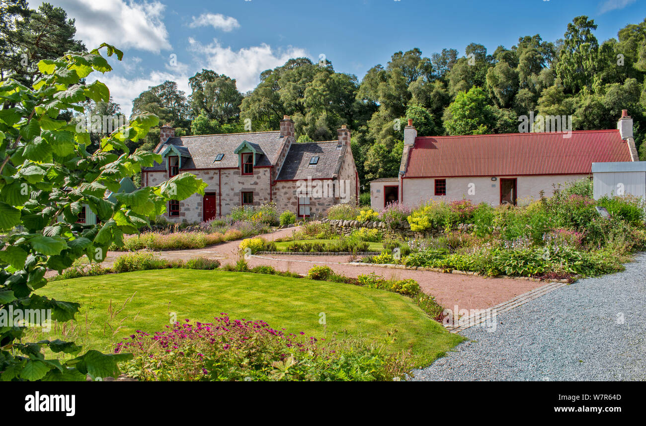 Weaving Wool Scotland High Resolution Stock Photography and Images - Alamy