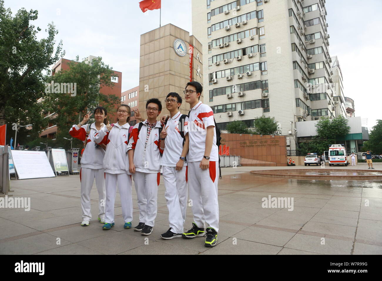 Chinese students pose for photos after completing the 2017 National ...
