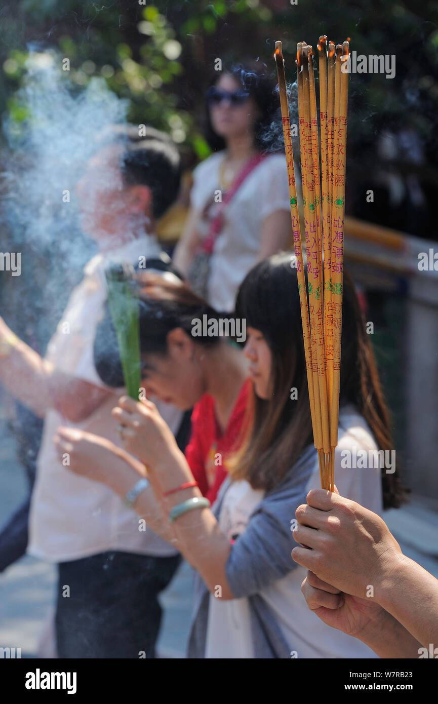 Tibetan buddism hi-res stock photography and images - Alamy