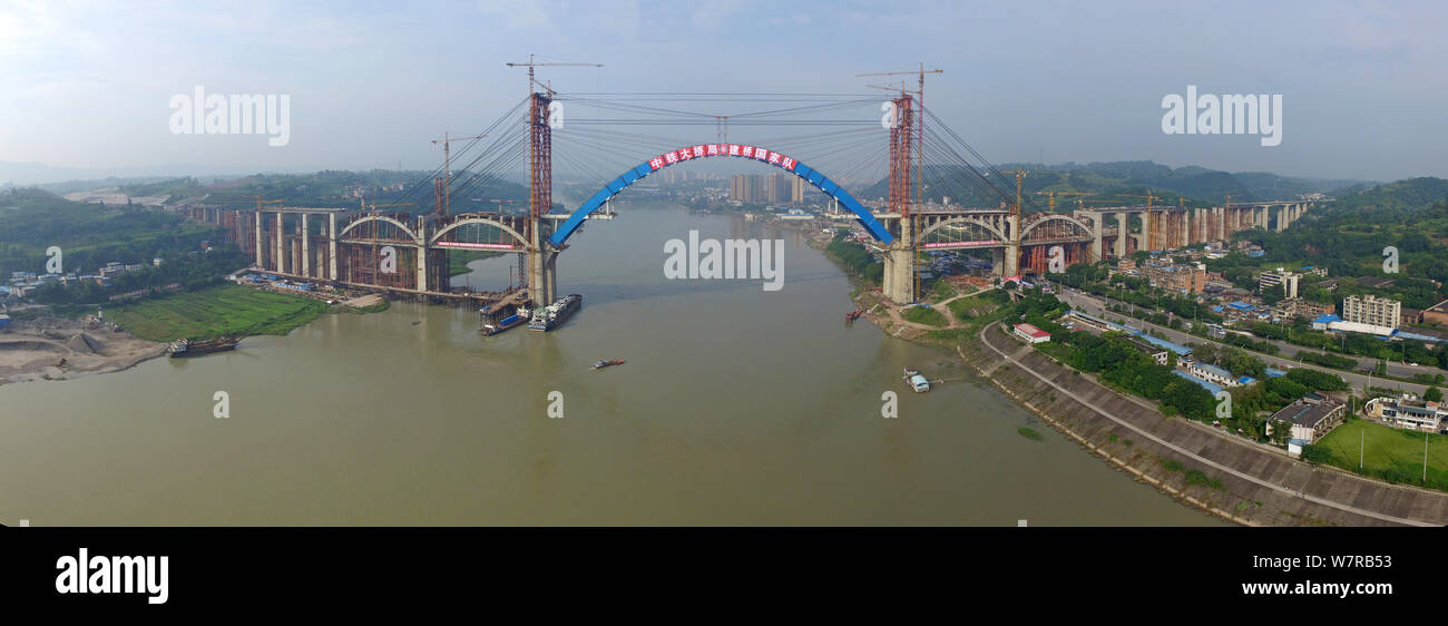 View of the Yibin Jinsha River Railway Bridge, the world's longest road ...